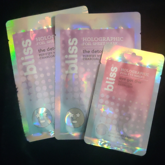 Bliss | Skincare | Bliss Holographic Foil Eye Face Mask | Poshmark